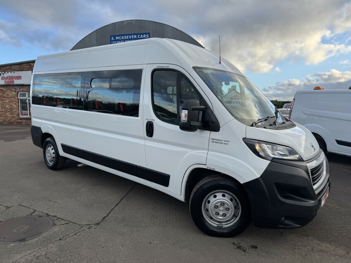 PEUGEOT BOXER 2.2 HDI CANDRIVE FLEXI BLUE 17… | Sean McKeever Cars